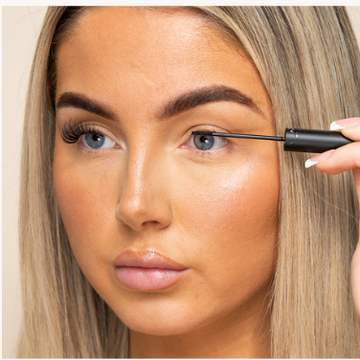 iLash UK At Home Eye Lash Extensions Lasting Up To 5 Days – iLashuk