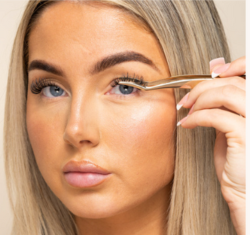 iLash UK At Home Eye Lash Extensions Lasting Up To 5 Days – iLashuk